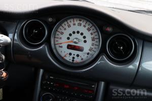Dzeltens MINI Cooper 2003 Valka, ar dzinēja tilpumu 1.60 L un nobraukumu 199 tūkst. km par 2500 €, foto 14 vietnē AUTOMOTO.COM.LV