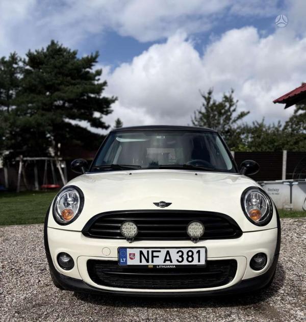 MINI Cooper 2007 Kauņa vietnē Dzeltens MINI Cooper 2007 Kauņa, ar dzinēja tilpumu 1.56 L un nobraukumu 217 tūkst. km par 1500 €, foto 1 vietnē AUTOMOTO.COM.LV