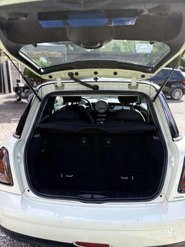 MINI Cooper 2007 Kauņa vietnē Dzeltens MINI Cooper 2007 Kauņa, ar dzinēja tilpumu 1.56 L un nobraukumu 217 tūkst. km par 1500 €, foto 11 vietnē AUTOMOTO.COM.LV