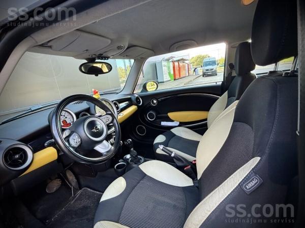 Dzeltens MINI Cooper 2007 Rīga, ar dzinēja tilpumu 1.60 L un nobraukumu 213 tūkst. km par 3000 €, foto 10 vietnē AUTOMOTO.COM.LV