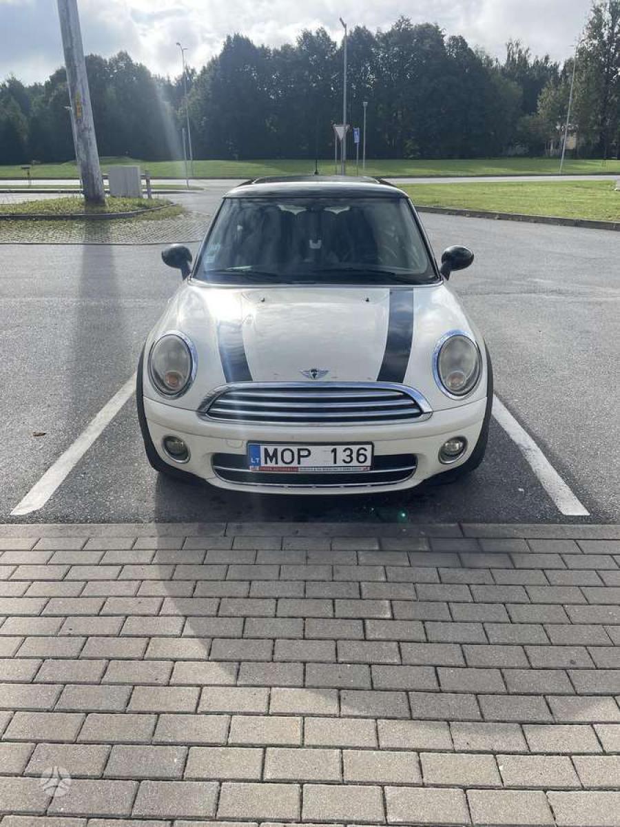 Yellow MINI Cooper 2007 in Siauliai, with an engine capacity of 1.60 L and mileage of 235 thousand km for 1450 €, photo 3 on AUTOMOTO.COM.LV