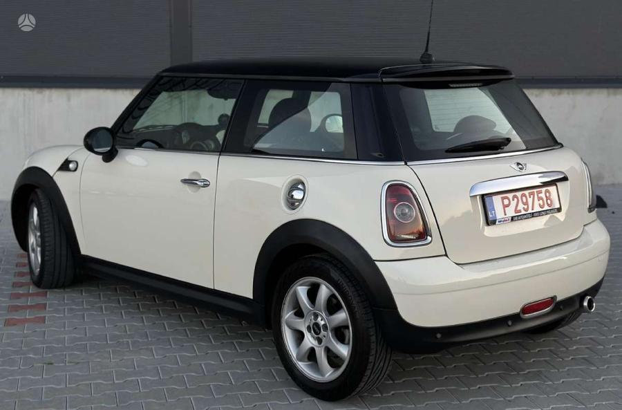 Dzeltens MINI Cooper 2009 Šauļi, ar dzinēja tilpumu 1.60 L un nobraukumu 242 tūkst. km par 3550 €, foto 9 vietnē AUTOMOTO.COM.LV