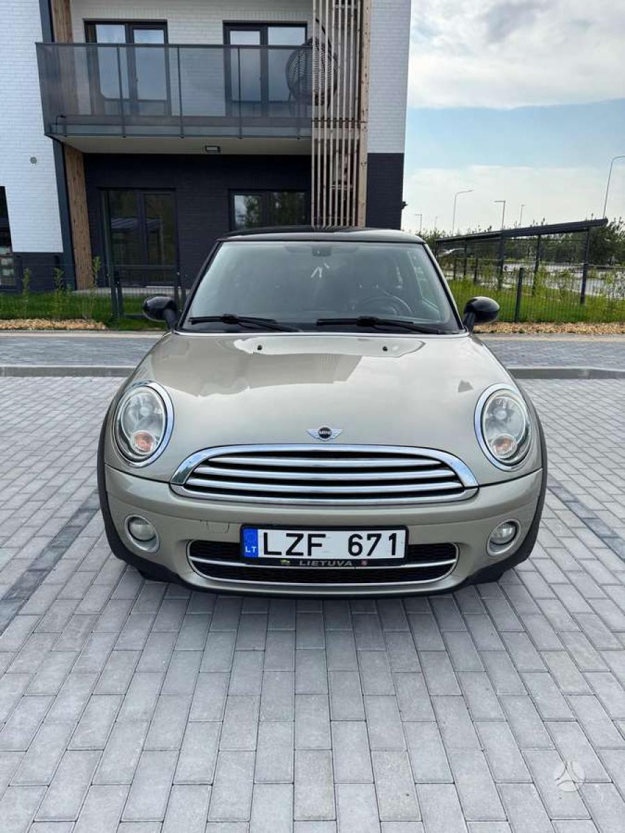 Dzeltens MINI Cooper 2009 Viļņa, ar dzinēja tilpumu 1.60 L un nobraukumu 184 tūkst. km par 4499 €, foto 3 vietnē AUTOMOTO.COM.LV