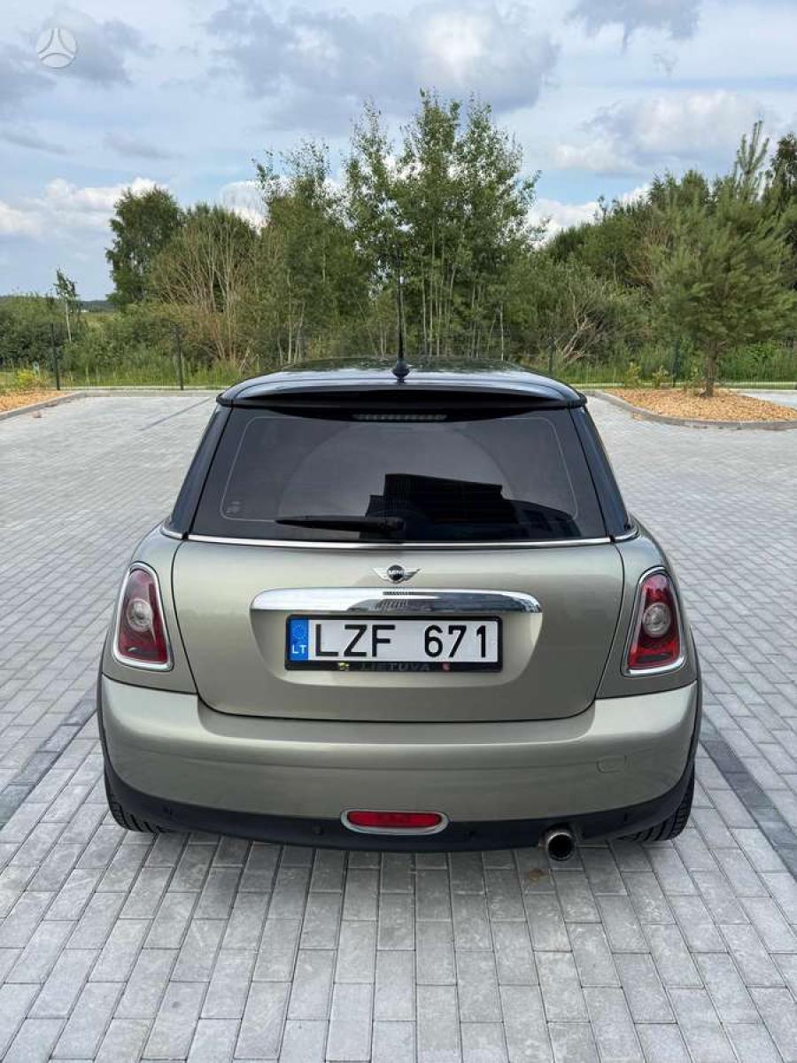 Dzeltens MINI Cooper 2009 Viļņa, ar dzinēja tilpumu 1.60 L un nobraukumu 184 tūkst. km par 4499 €, foto 7 vietnē AUTOMOTO.COM.LV