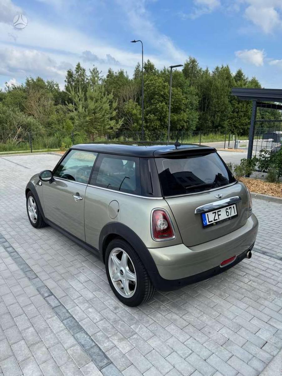 Dzeltens MINI Cooper 2009 Viļņa, ar dzinēja tilpumu 1.60 L un nobraukumu 184 tūkst. km par 4499 €, foto 8 vietnē AUTOMOTO.COM.LV