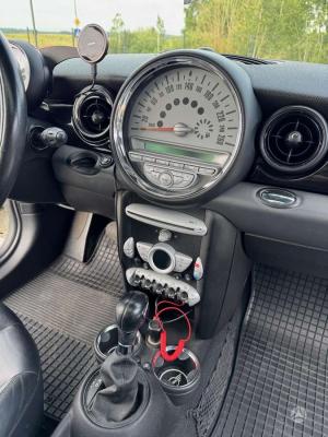Dzeltens MINI Cooper 2009 Viļņa, ar dzinēja tilpumu 1.60 L un nobraukumu 184 tūkst. km par 4499 €, foto 18 vietnē AUTOMOTO.COM.LV