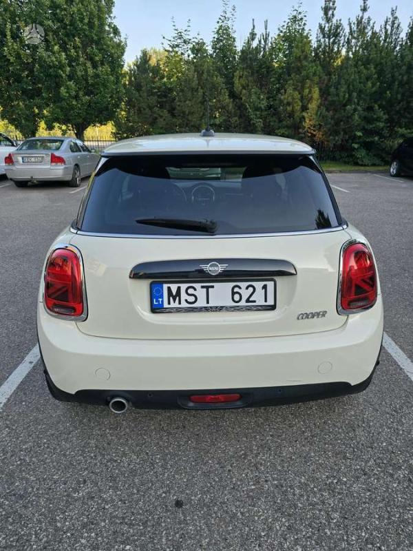 Dzeltens MINI Cooper 2019 Viļņa, ar dzinēja tilpumu 1.50 L un nobraukumu 82 tūkst. km par 13850 €, foto 4 vietnē AUTOMOTO.COM.LV