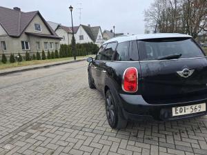 Melns MINI Countryman 2011 Jonava, ar dzinēja tilpumu 1.60 L un nobraukumu 346 tūkst. km par 3750 €, foto 10 vietnē AUTOMOTO.COM.LV