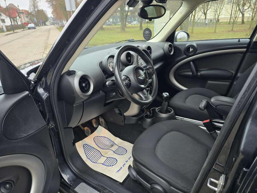 Melns MINI Countryman 2011 Jonava, ar dzinēja tilpumu 1.60 L un nobraukumu 346 tūkst. km par 3750 €, foto 15 vietnē AUTOMOTO.COM.LV