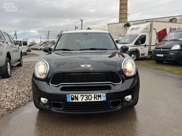 Black MINI Countryman 2011 in Taurage, with an engine capacity of 2.00 L and mileage of 220 thousand km for 6250 €, photo 2 on AUTOMOTO.COM.LV