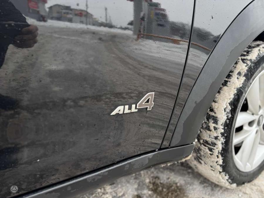 Black MINI Countryman 2011 in Taurage, with an engine capacity of 1.60 L and mileage of 259 thousand km for 4200 €, photo 15 on AUTOMOTO.COM.LV