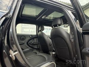 Melns MINI Countryman 2011 Tukums, ar dzinēja tilpumu 2.00 L un nobraukumu 182 tūkst. km par 7299 €, foto 9 vietnē AUTOMOTO.COM.LV