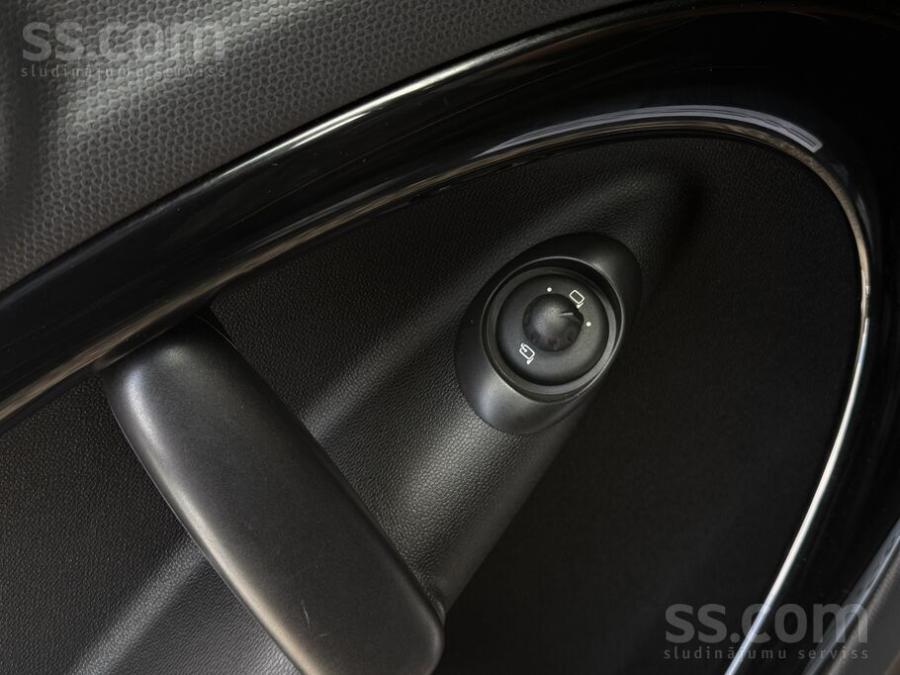 Melns MINI Countryman 2011 Tukums, ar dzinēja tilpumu 2.00 L un nobraukumu 182 tūkst. km par 7299 €, foto 13 vietnē AUTOMOTO.COM.LV