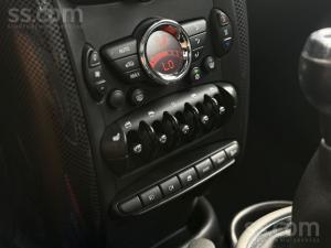 Melns MINI Countryman 2011 Tukums, ar dzinēja tilpumu 2.00 L un nobraukumu 182 tūkst. km par 7299 €, foto 14 vietnē AUTOMOTO.COM.LV