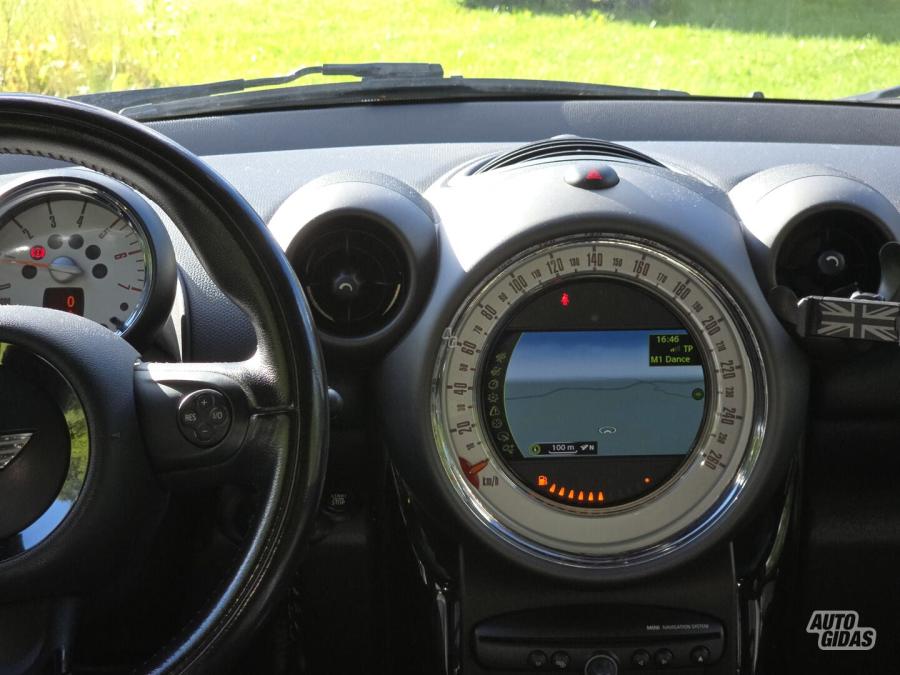 Black MINI Countryman 2011 in Klaipeda, with an engine capacity of 1.60 L and mileage of 228 thousand km for 5900 €, photo 13 on AUTOMOTO.COM.LV