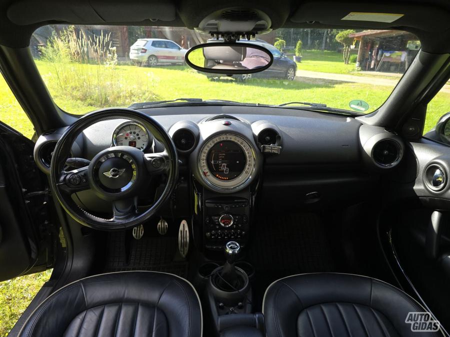 Black MINI Countryman 2011 in Klaipeda, with an engine capacity of 1.60 L and mileage of 228 thousand km for 5900 €, photo 25 on AUTOMOTO.COM.LV