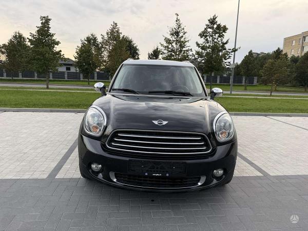 Мини Кантримен 2011 в Шяуляй на AUTOMOTO.COM.LV Черный Мини Кантримен 2011 в Шяуляй, объемом двигателя 2.00 л и пробегом 193 тыс. км за 5150 €, фото 3 на AUTOMOTO.COM.LV