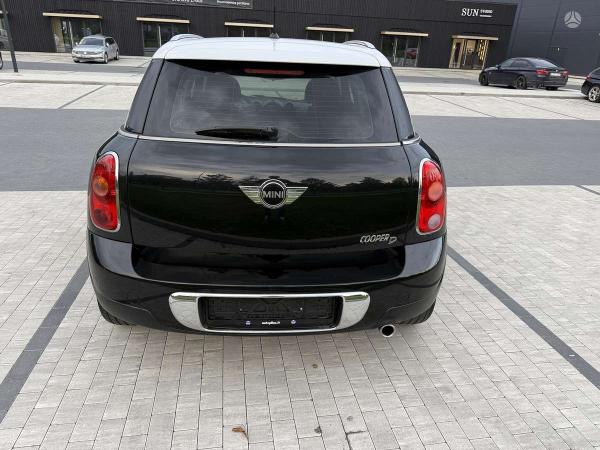 Мини Кантримен 2011 в Шяуляй на AUTOMOTO.COM.LV Черный Мини Кантримен 2011 в Шяуляй, объемом двигателя 2.00 л и пробегом 193 тыс. км за 5150 €, фото 8 на AUTOMOTO.COM.LV