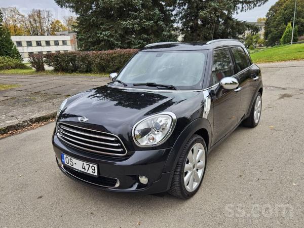 Black MINI Countryman 2011 in Jekabpils, with an engine capacity of 1.60 L and mileage of 168 thousand km for 6990 €, photo 3 on AUTOMOTO.COM.LV