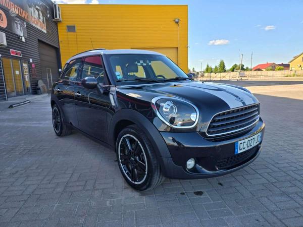 Black MINI Countryman 2012 in Taurage, with an engine capacity of 1.60 L and mileage of 200 thousand km for 5499 €, photo 1 on AUTOMOTO.COM.LV