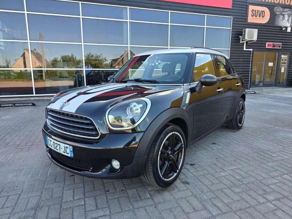 Black MINI Countryman 2012 in Taurage, with an engine capacity of 1.60 L and mileage of 200 thousand km for 5499 €, photo 4 on AUTOMOTO.COM.LV