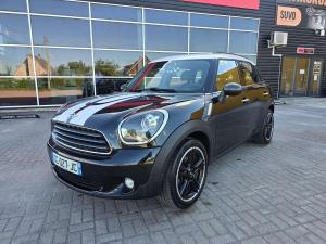 Black MINI Countryman 2012 in Taurage, with an engine capacity of 1.60 L and mileage of 200 thousand km for 5499 €, photo 5 on AUTOMOTO.COM.LV