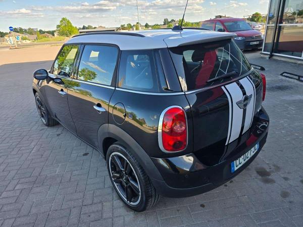 Black MINI Countryman 2012 in Taurage, with an engine capacity of 1.60 L and mileage of 200 thousand km for 5499 €, photo 8 on AUTOMOTO.COM.LV