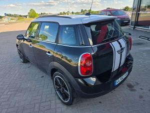 Black MINI Countryman 2012 in Taurage, with an engine capacity of 1.60 L and mileage of 200 thousand km for 5499 €, photo 9 on AUTOMOTO.COM.LV