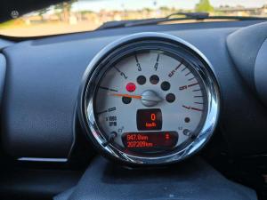 Black MINI Countryman 2012 in Taurage, with an engine capacity of 1.60 L and mileage of 200 thousand km for 5499 €, photo 16 on AUTOMOTO.COM.LV