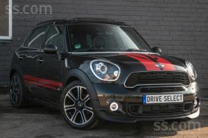 Black MINI Countryman 2013 in Talsi, with an engine capacity of 2.00 L and mileage of 244 thousand km for 7990 €, photo  on AUTOMOTO.COM.LV