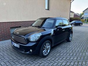 Black MINI Countryman 2013 in Vilnius, with an engine capacity of 1.60 L and mileage of 208 thousand km for 3700 €, photo  on AUTOMOTO.COM.LV