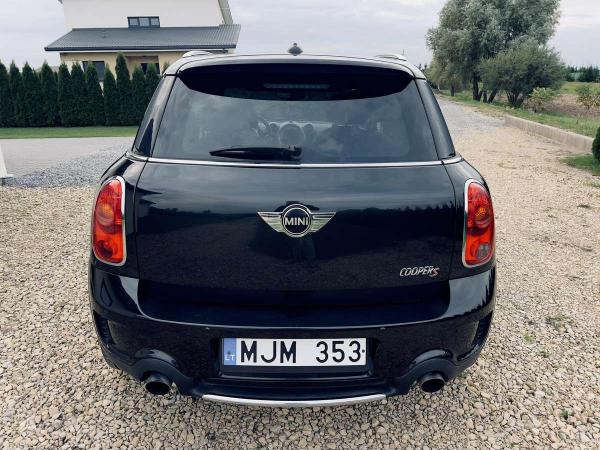 Black MINI Countryman 2013 in Alytus, with an engine capacity of 1.60 L and mileage of 204 thousand km for 7490 €, photo 7 on AUTOMOTO.COM.LV