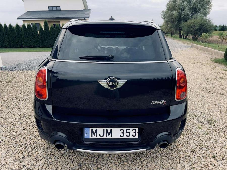 Black MINI Countryman 2013 in Alytus, with an engine capacity of 1.60 L and mileage of 204 thousand km for 7490 €, photo 7 on AUTOMOTO.COM.LV