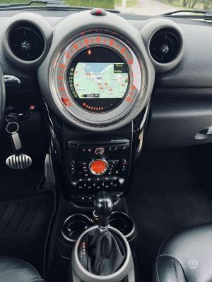 Black MINI Countryman 2013 in Alytus, with an engine capacity of 1.60 L and mileage of 204 thousand km for 7490 €, photo 11 on AUTOMOTO.COM.LV