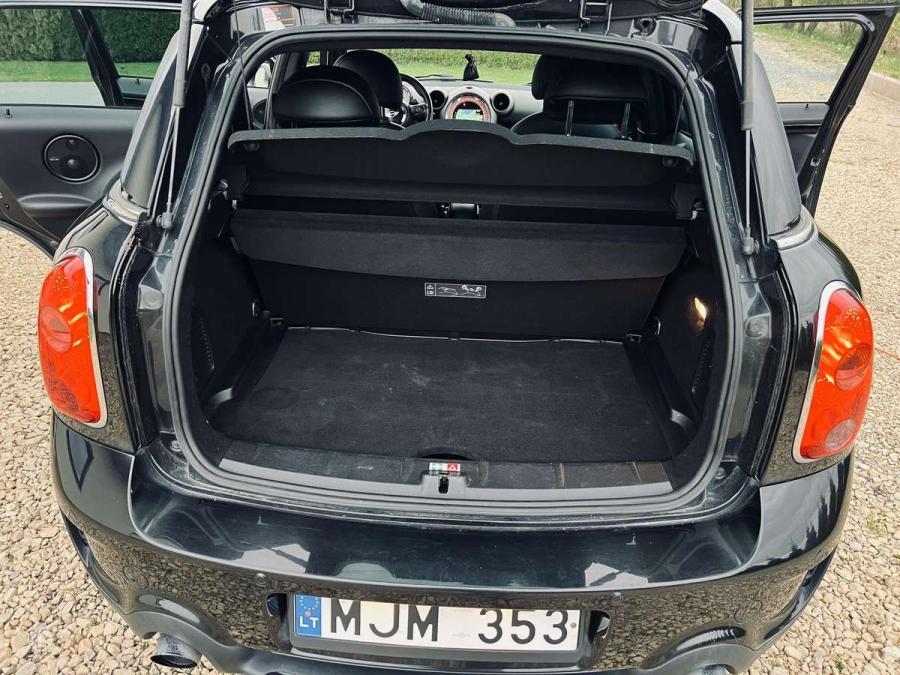 Black MINI Countryman 2013 in Alytus, with an engine capacity of 1.60 L and mileage of 204 thousand km for 7490 €, photo 14 on AUTOMOTO.COM.LV