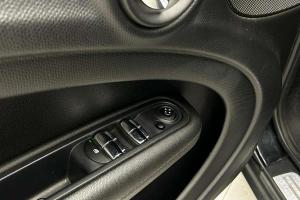 Black MINI Countryman 2014 in Vilnius, with an engine capacity of 1.60 L and mileage of 140 thousand km for 4700 €, photo 12 on AUTOMOTO.COM.LV