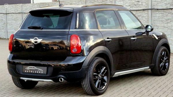 Melns MINI Countryman 2015 Tauragė, ar dzinēja tilpumu 2.00 L un nobraukumu 202 tūkst. km par 8400 €, foto 6 vietnē AUTOMOTO.COM.LV