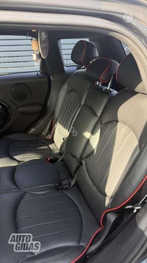 Black MINI Countryman 2015 in Klaipeda, with an engine capacity of 1.60 L and mileage of 176 thousand km for 8400 €, photo 12 on AUTOMOTO.COM.LV