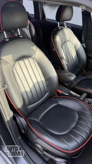Black MINI Countryman 2015 in Klaipeda, with an engine capacity of 1.60 L and mileage of 176 thousand km for 8400 €, photo 14 on AUTOMOTO.COM.LV