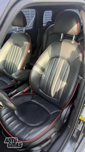 Black MINI Countryman 2015 in Klaipeda, with an engine capacity of 1.60 L and mileage of 176 thousand km for 8400 €, photo 16 on AUTOMOTO.COM.LV