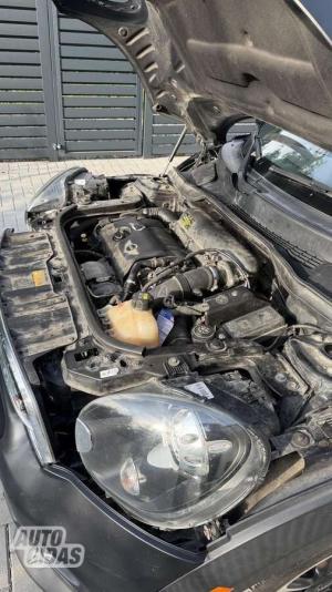 Black MINI Countryman 2015 in Klaipeda, with an engine capacity of 1.60 L and mileage of 176 thousand km for 8400 €, photo 22 on AUTOMOTO.COM.LV