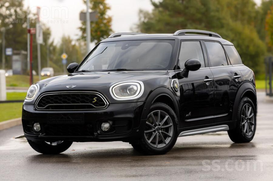 Black MINI Countryman 2017 in Jelgava, with an engine capacity of 1.50 L and mileage of 0 thousand km for 11700 €, photo 1 on AUTOMOTO.COM.LV