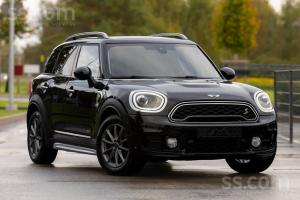 Black MINI Countryman 2017 in Jelgava, with an engine capacity of 1.50 L and mileage of 0 thousand km for 11700 €, photo 4 on AUTOMOTO.COM.LV