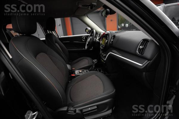 Black MINI Countryman 2017 in Jelgava, with an engine capacity of 1.50 L and mileage of 0 thousand km for 11700 €, photo 9 on AUTOMOTO.COM.LV