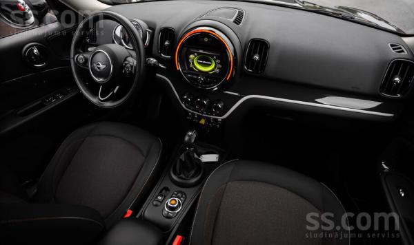 Black MINI Countryman 2017 in Jelgava, with an engine capacity of 1.50 L and mileage of 0 thousand km for 11700 €, photo 11 on AUTOMOTO.COM.LV
