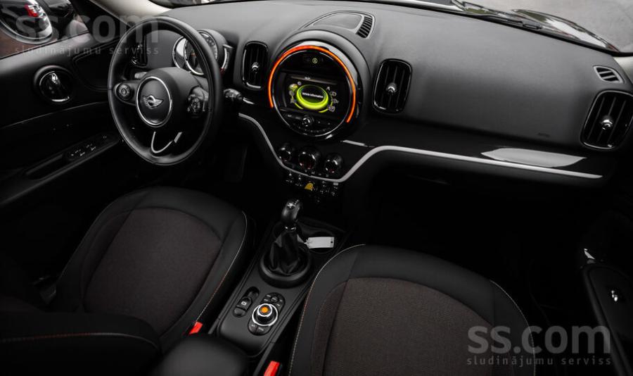 Black MINI Countryman 2017 in Jelgava, with an engine capacity of 1.50 L and mileage of 0 thousand km for 11700 €, photo 11 on AUTOMOTO.COM.LV