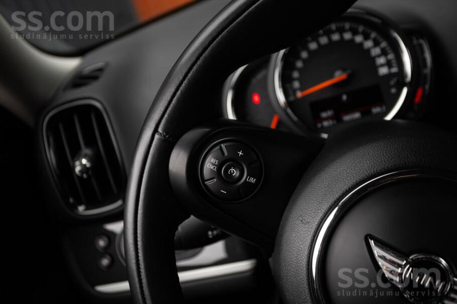 Black MINI Countryman 2017 in Jelgava, with an engine capacity of 1.50 L and mileage of 0 thousand km for 11700 €, photo 29 on AUTOMOTO.COM.LV