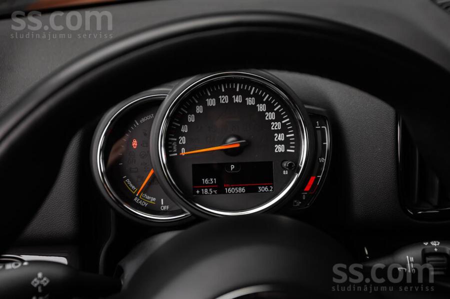 Black MINI Countryman 2017 in Jelgava, with an engine capacity of 1.50 L and mileage of 0 thousand km for 11700 €, photo 30 on AUTOMOTO.COM.LV