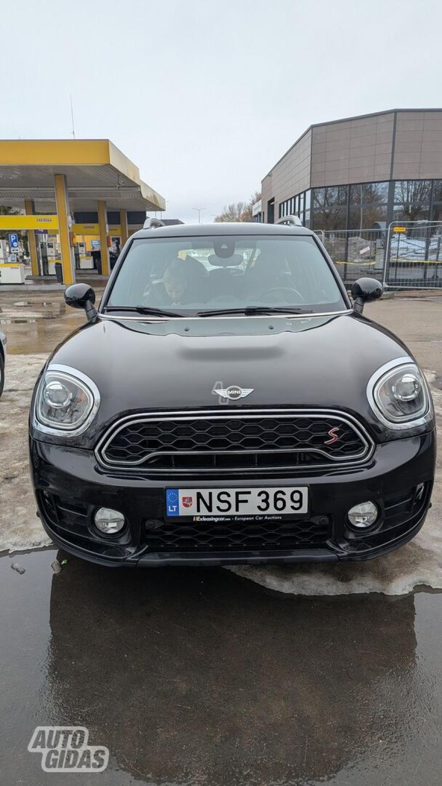 Black MINI Countryman 2018 in Klaipeda, with an engine capacity of 2.00 L and mileage of 107 thousand km for 16900 €, photo 4 on AUTOMOTO.COM.LV