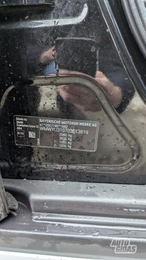 Black MINI Countryman 2018 in Klaipeda, with an engine capacity of 2.00 L and mileage of 107 thousand km for 16900 €, photo 9 on AUTOMOTO.COM.LV